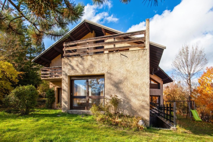 Chalet Confortable à Briançon Avec Vue Sur Montagne - Serre Chevalier