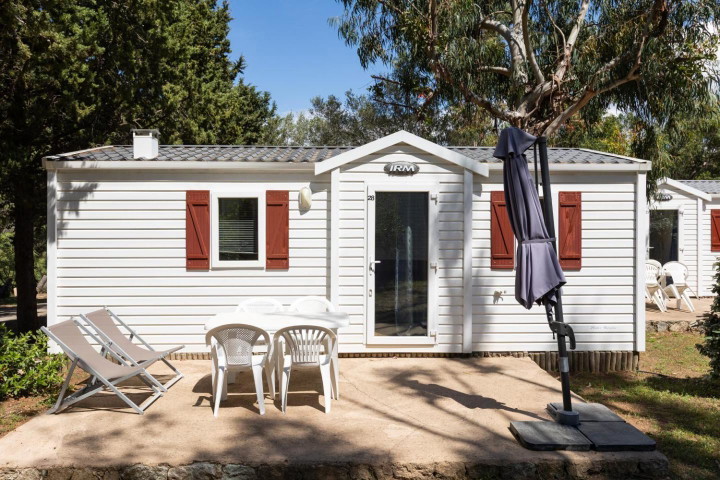 Village Camping De L'ostriconi 28 - Haute-Corse