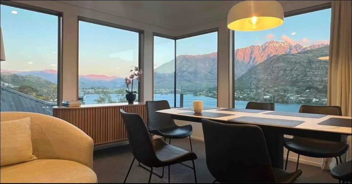Stunning Lake View - Living The Dream - Queenstown