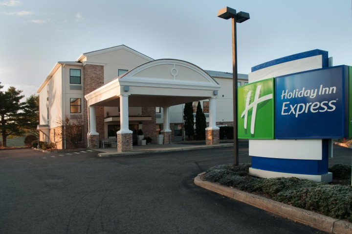 Holiday Inn Express Vernon-manchester By Ihg - Glastonbury