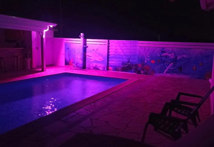 Villa De L'amitié Chambres D'hôtes Avec Piscine Et Petit Déjeuner - Guadeloupe