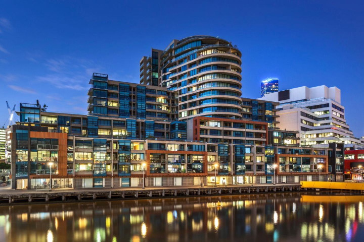 Waterfront Melbourne Apartments - Kensington