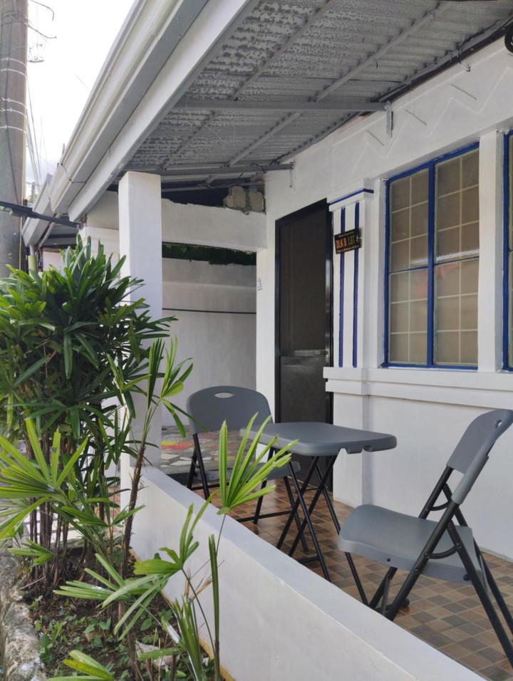Laly's B8 Cozy Vacation Townhouse - Olongapo