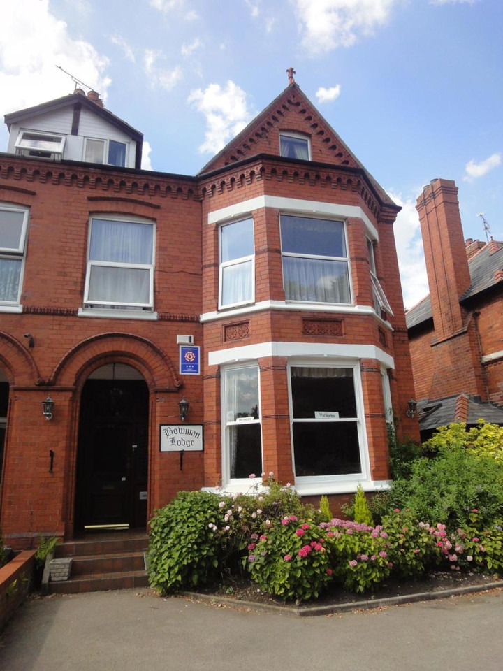 Bowman Lodge - Chester