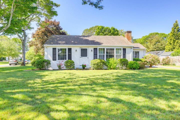 3 Mi To Beaches: South Yarmouth Gem W/ Game Room - Yarmouth, ME