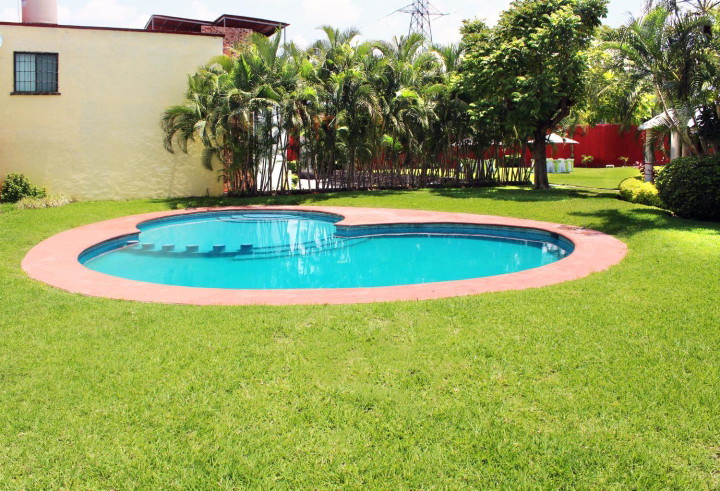 Casa Palmera En Condominio Con Seguridad Aire Acondicionado Alberca Wifi Cocina Y Tv - Temixco