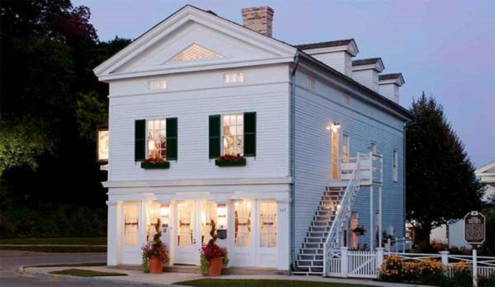 The Rochester Inn - Sheboygan, WI
