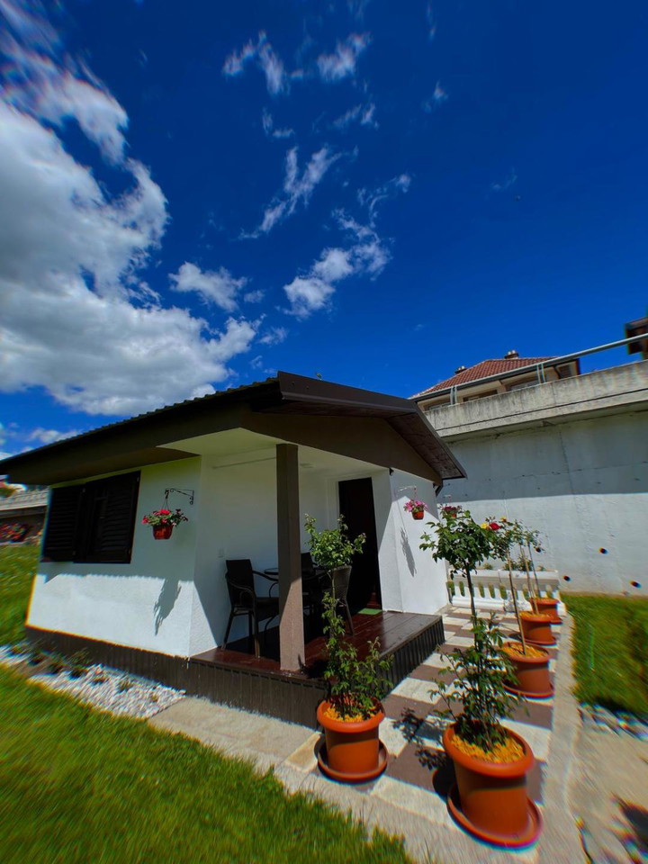 Rooms P&l - Montenegro