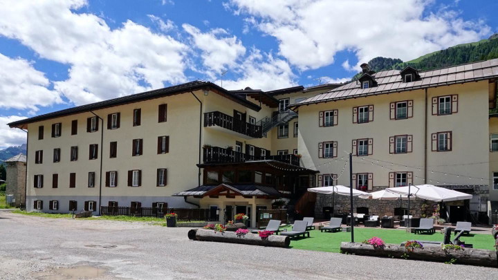 Soggiorno Dolomiti - Campitello di Fassa