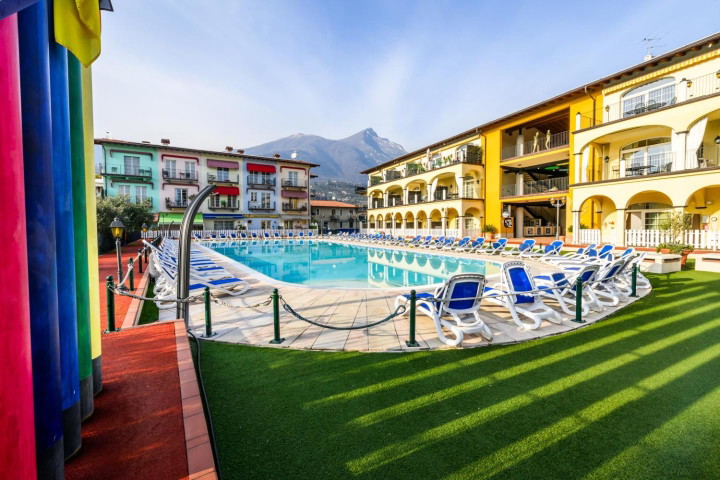 Giardino Dei Colori 107 - Residence Pool&fitness - Lombardy