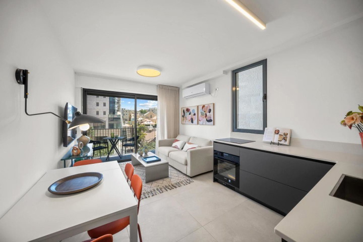 Modern Downtown Apt Balcony Walk Everywhere - Jerusalem