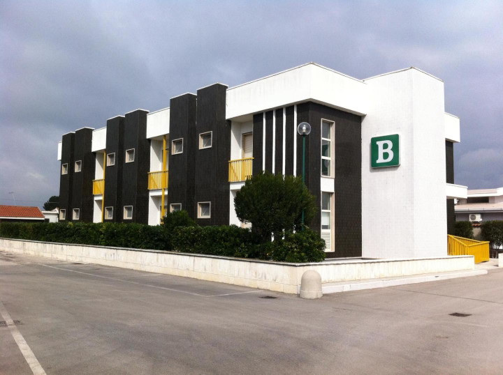 Hotel Atleti - Ricarica Auto Elettriche - - Foggia