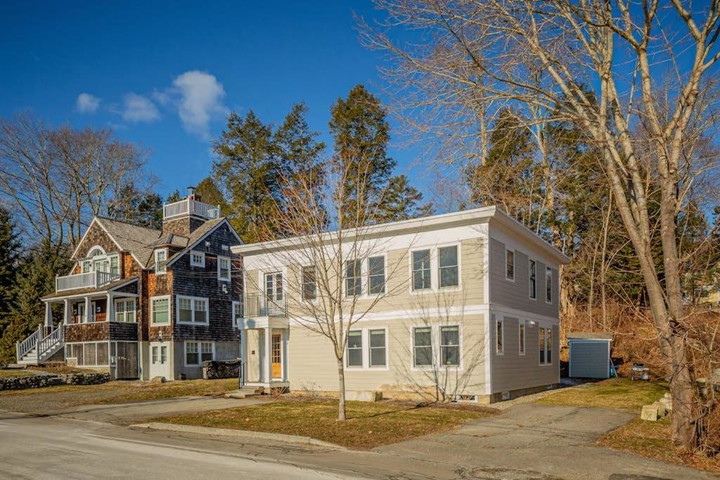 Waterfront, Walkable, Updated Home With Harbor Views & Partial Ac - Camden, ME