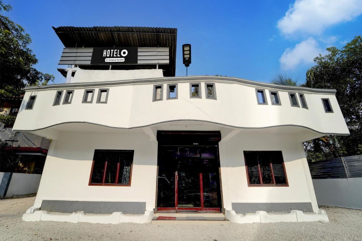 Super Hotel O Ksrtc Pandalam Pathanamthitta Formerly Elite Tourist Homes - Adoor