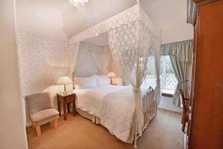 Virginia Lodge - Oxfordshire