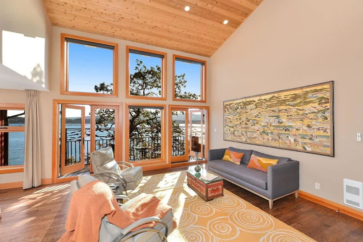 Salishan Tree House Suite By Emr Vacation Rentals - Cowichan Bay