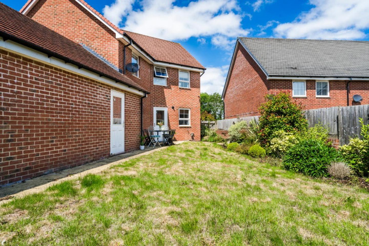 Argus 4-bed Haven, Contractor, Families, Industrial Area - Watford