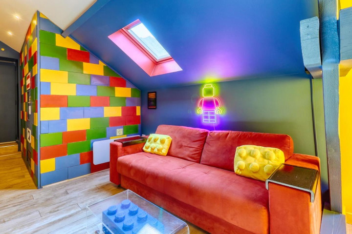 Brickimmersion Suite Luxe - Cinéma Privé Climatisé - Billard - Secret Room - 10min Fontainebleau - 25min Paris Ligne R - Melun
