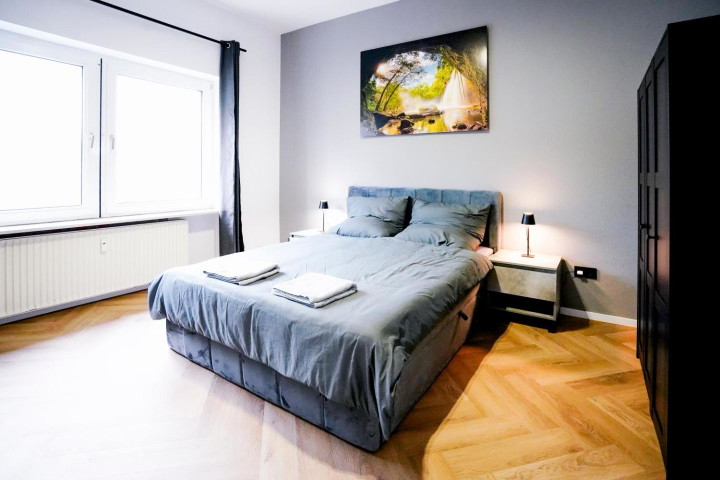 J&jbermudastay A Luxurious Double-bedroom With A Private Bathroom And Shared Kitchen In Bochum Center-bermuda3eck - Recklinghausen