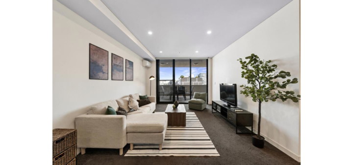 Waterfront Retreat In Wolli Creek 2br Wfree Parking - Strathfield