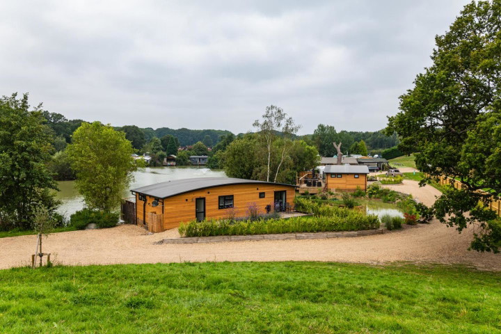 Sumners Ponds Fishery & Campsite - Horsham, UK