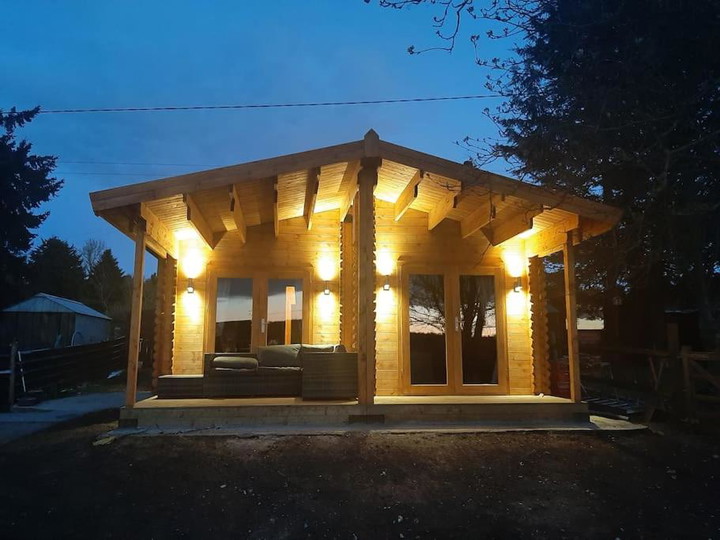 Bishy Barnabees Country Lodge With Hot Tub - Swaffham
