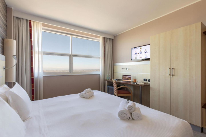 B&b Hotel Cherasco Langhe - ブラ