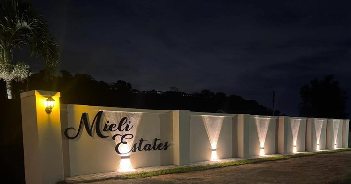 Durban Holiday Apartments By Mieli Estates , Unit 2 - Pinetown