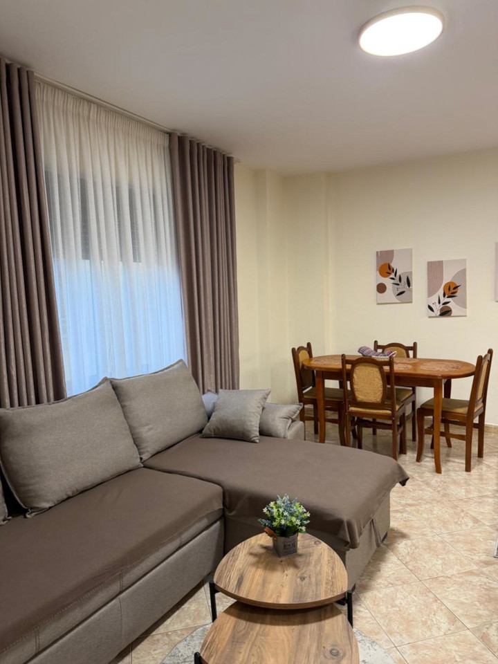 Tirana Home2 - Tirana