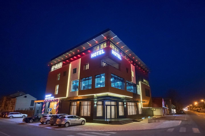 Garnet Hotel & Event Centar - Serbia