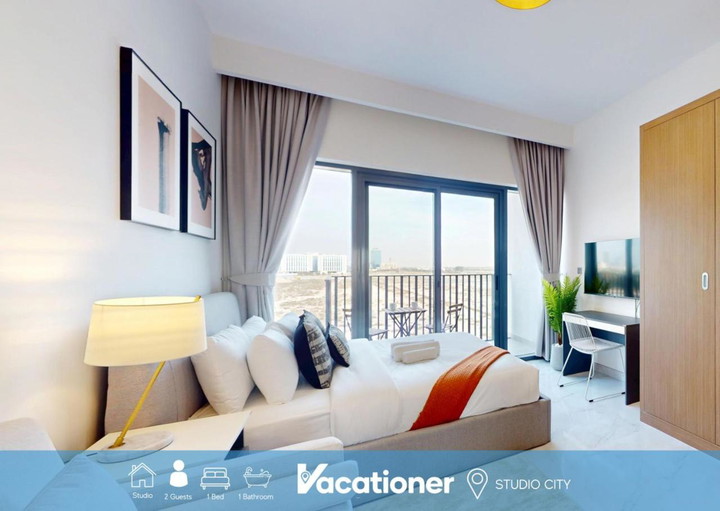 Vacationer Holiday Homes L Modern Studio L Community Views L Free Gym, Pool - Dubái