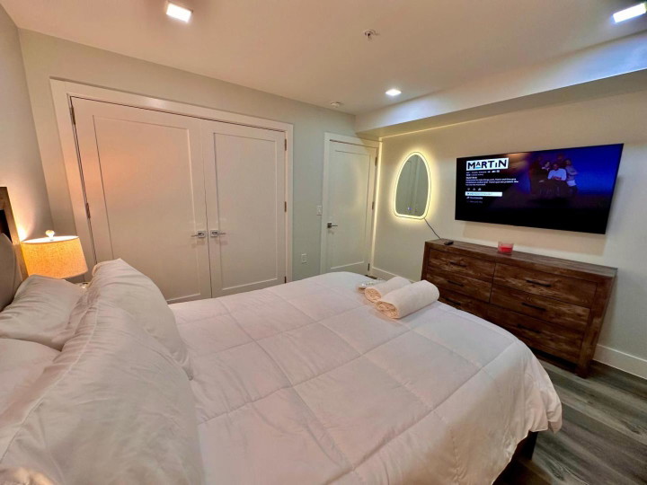 The Comfy Suite - 1br With Free Parking - Montclair, NJ