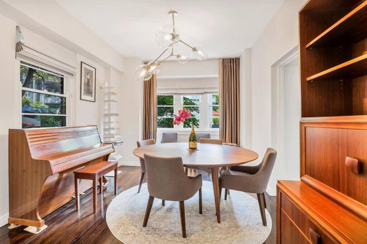 Henrietta's Gem - Close To Cafes, Shops And More - Manly
