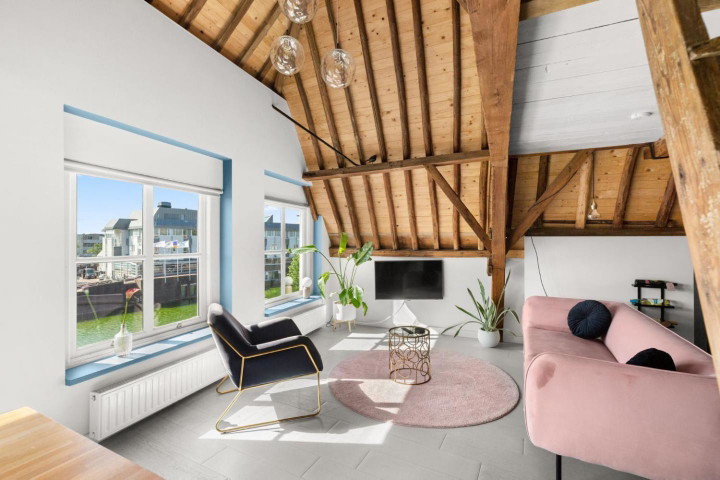 Number 9 Holiday Apartments - Middelburg