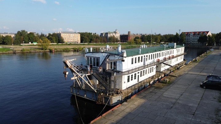 Float House Nr 659 - Riga
