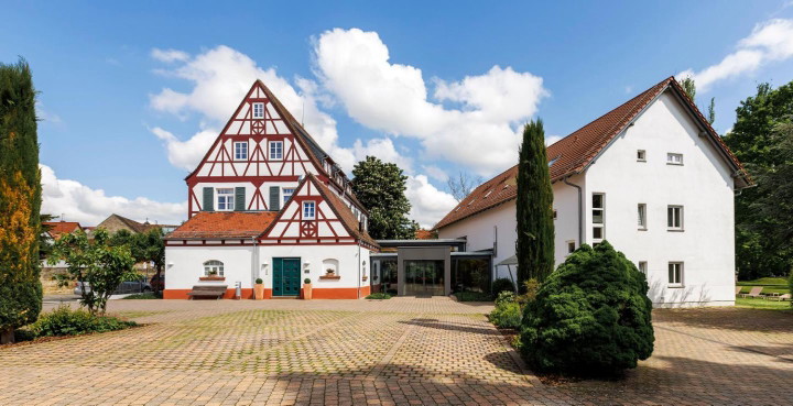 Landhotel Altes Wasserwerk Gbr - Bad Dürkheim