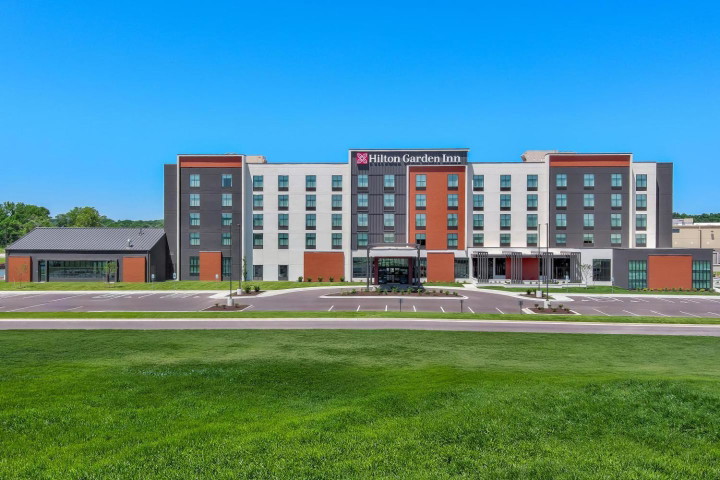 Hilton Garden Inn Kansas City Riverside - Kansas City, KS
