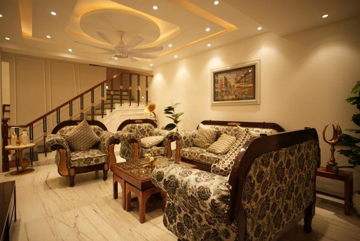 The Ivory Mansion Ultra Luxury 4br Villa With Rooftop Jacuzzi & Party Lounge - Gurgaon