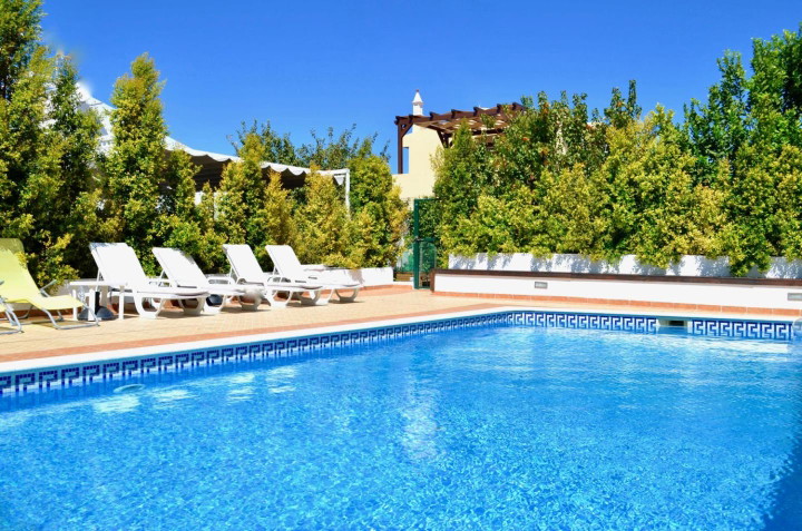 Villa Eltael - Rita Apartment - Beach & Golf Course - Altura, Portugal