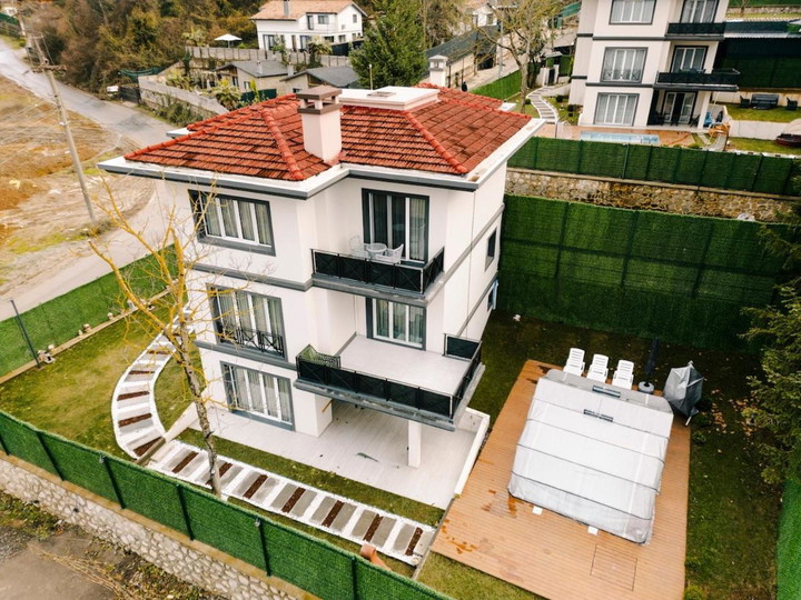 Terrazzo Sapanca - Isıtmalı Havuzlu Villa Verde - Turkey