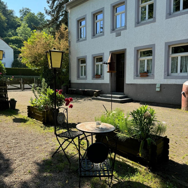 Hinkelshof - 3 Gästezimmer - Naturnah, öKologisch, Urig, Selbstversorgerküche - Echternach