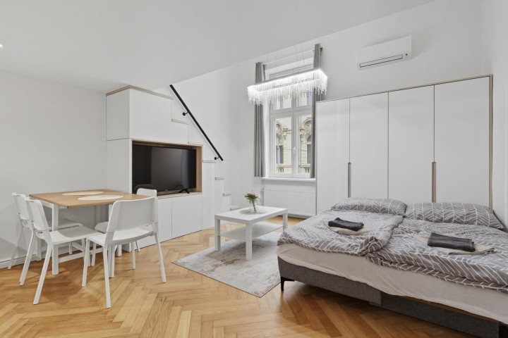Moderný Prezidentský Apartmán Vedľa Paláca S Výhľadom - Bratislava
