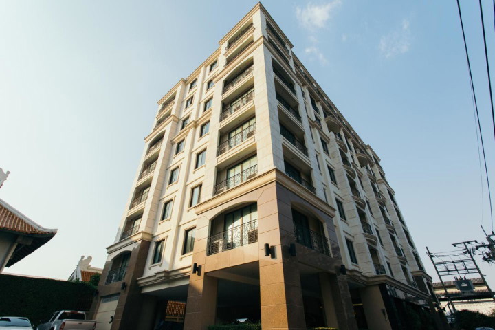 Thomson Residence Hotel - Phra Khanong