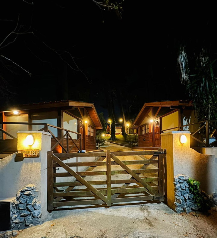 Cabañas Entre Pinos - Villa Gesell