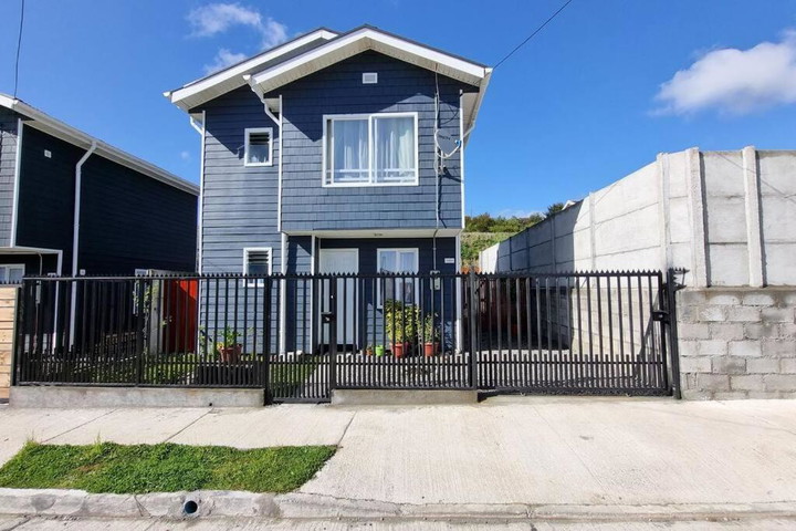 Agradable Y Acogedora Casa En Pto Varas - Puerto Varas