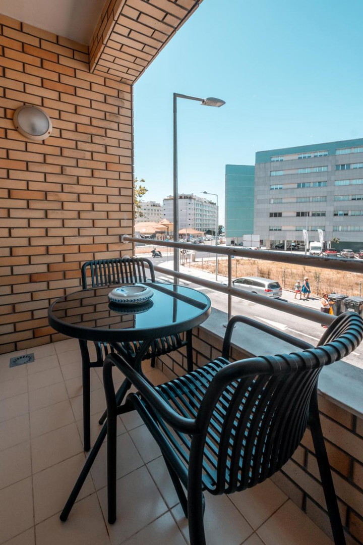 Oceanside - Ecohost - Apartamento Para 4 Pessoas A 300m Da Praia E Do Metro Do Porto - Matosinhos