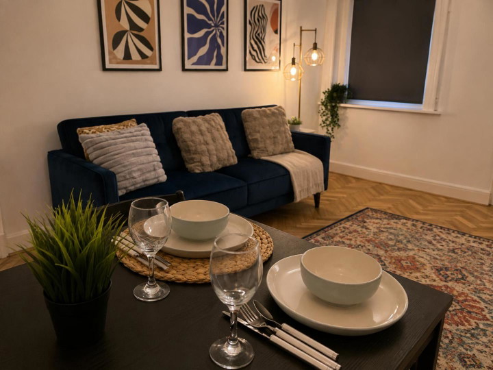 Most Affordable Short Stay 3 Bedroom House , 5 Mins From St James Park And Newcastle Train Station Free Parking Super Fast Wifi Netflix - Newcastle upon Tyne