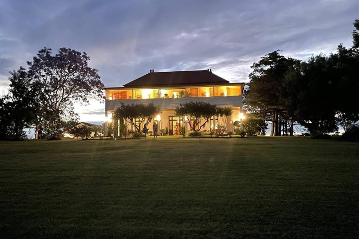 Leconfield House - Maitland