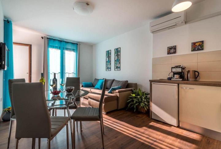 City Market Apartments Pula - Pješčana Uvala