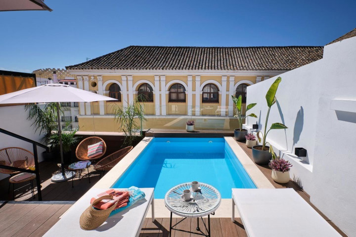 Sweet Sevilla Suites - Smart Hotel - Tomares